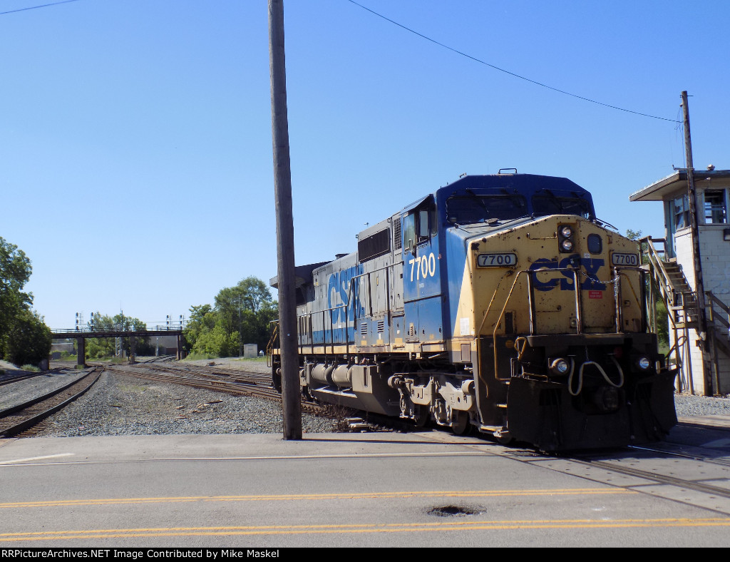 CSX 7700